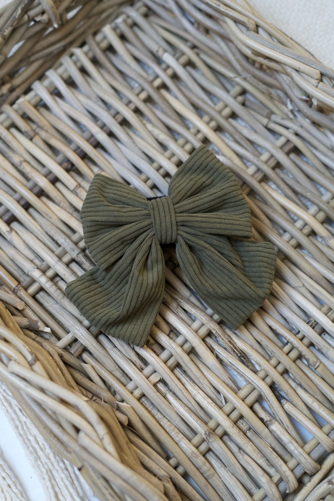 New ‘Olive Branch’ Sailor Bow – Moo and Mai